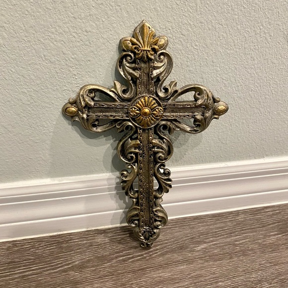 Ashland | Wall Decor | Silver And Gold Wall Cross With Sparkly Detail ...